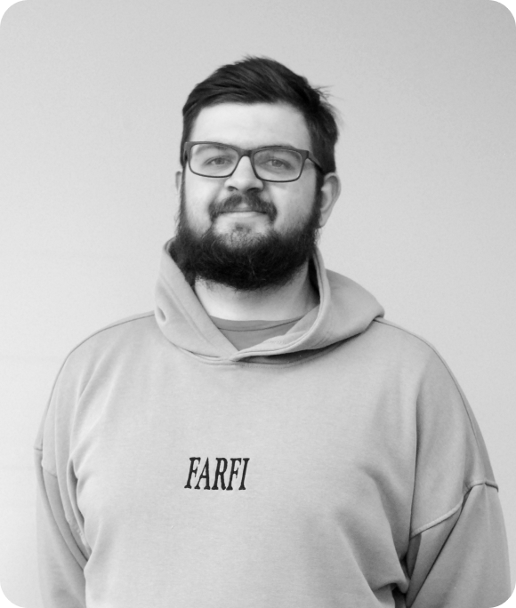 2Smart team in person: our mission and values | 2Smart